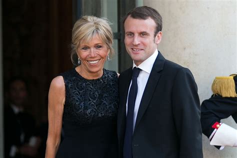 Emmanuel Et Brigitte Macron Bernard Montiel Rétablit La Vérité Sur Le