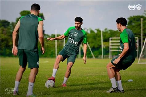 مران الأبيض تقسيمة قوية للاعبي الزمالك قبل مواجهة دريمز في