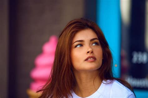 My Favorite Model Poses And Why They Work Photzy
