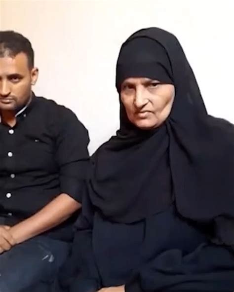 والدة ربة منزل سقطت من الطابق الثالث جوزها موتها عشان كيس لب والدة