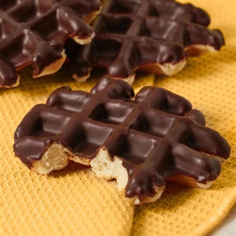 6 x Gaufres Nappées de Chocolat Sans Sucre 30 g Modes de Vie Besoins Diététiques Prozis