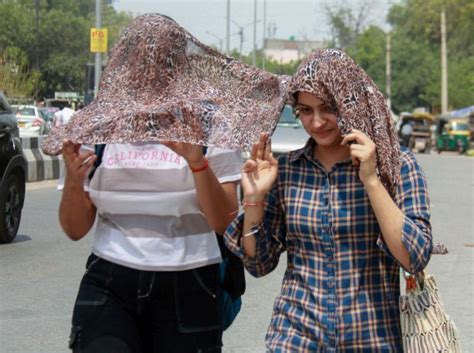 کیا دہلی کے کچھ علاقوں میں درجہ حرارت واقعی ۳ء۵۲ ڈگری سینتی گریڈ درج