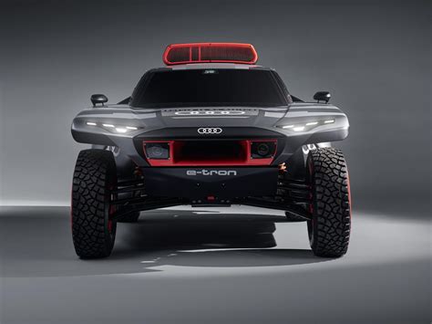 Así es el nuevo coche de Carlos Sainz para el Dakar
