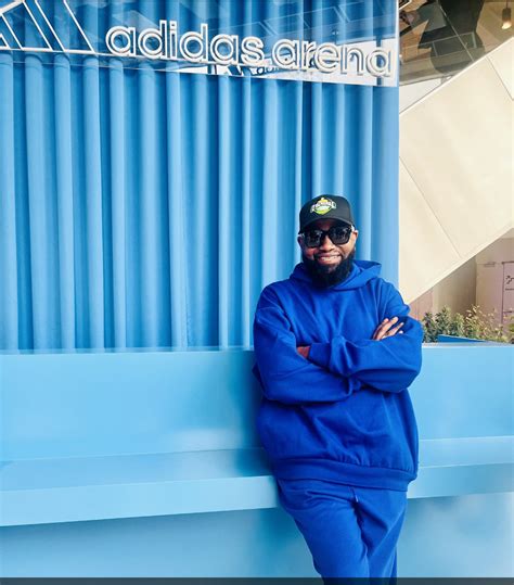 Ferre Gola Fête Ses 48 Ans Dâge Avant Ses 2 Concerts Daffilée à