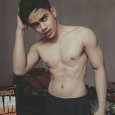 Siksaan Brondong Muda Menjebak Brondong Sma Bernama David Dan Membuat Otongnya Crot X Hingga