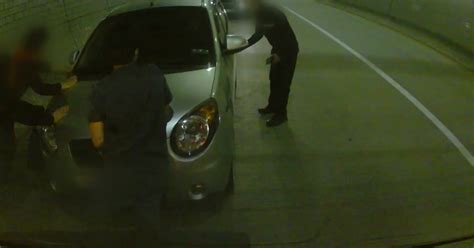 터널에서 의식 잃은 운전자 차 맨몸으로 막은 구급대원·시민