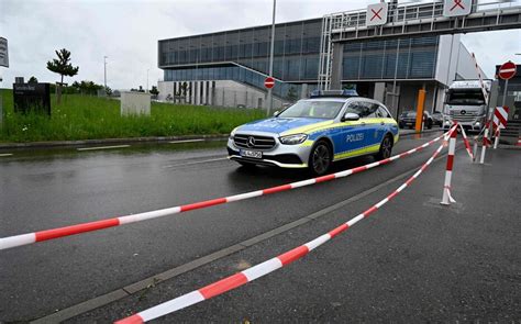 Allemagne fusillade meurtrière dans une usine Mercedes le suspect