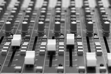 How To Serve Deepseek Flagship Models For Inference With Vllm And Tgi Using Openai Sdk By