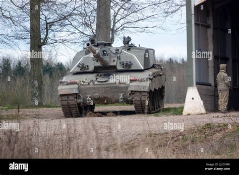 British Army Challenger 2 II FV4034 Main Battle Tank Stationary Between