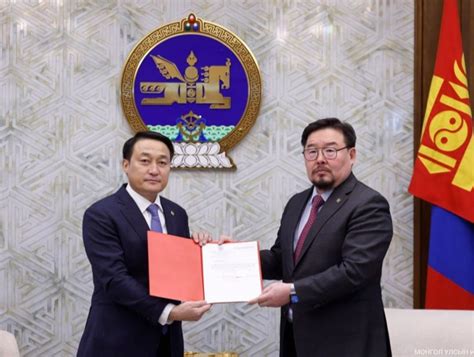 “Эрдэнэс Тавантолгой” ХК ийн нийт хувьцааны 34 хувийг Монгол Улсын иргэн бүрт эзэмшүүлэх тухай