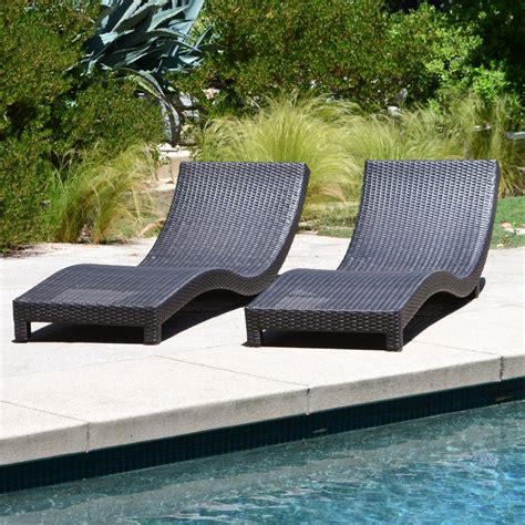 15 Best Elevate Your Outdoor Living With Stylish Chaise Loungers