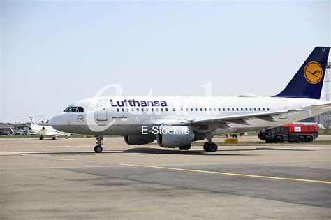 Aerodrom Nikola Tesla E Stock