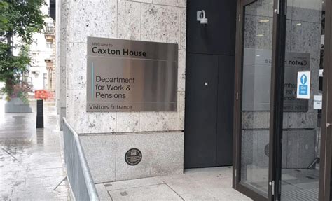 Dwp Limits Online Claims For Key Benefit What Pensioners Need To Know