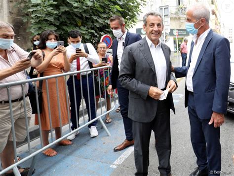 Hubert Falco Maire De Toulon Nicolas Sarkozy Dédicace Son Livre Le