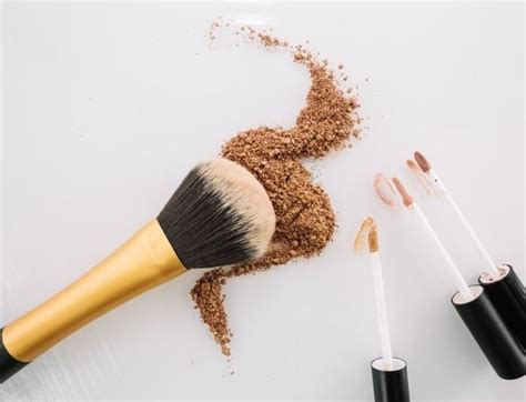 Консилер: основные функции и техника нанесения » Женский журнал "beauty"