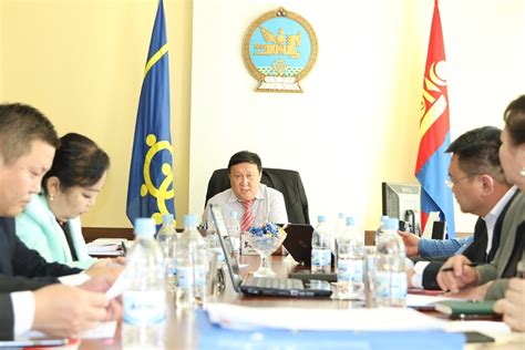АЙМГИЙН ИТХ ЫН ТЭРГҮҮЛЭГЧДИЙН ХУРЛААР 14 ДҮГЭЭР ХУРАЛДААНЫ ТОВЫГ ТОГТОВ