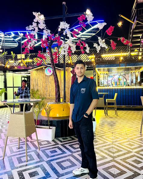 Atharv Soni Iamathrv • Instagram Photos And Videos