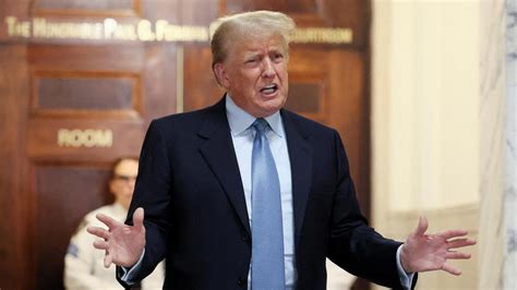 New York Richter Verhängt Geldstrafe Gegen Donald Trump Zeit Online