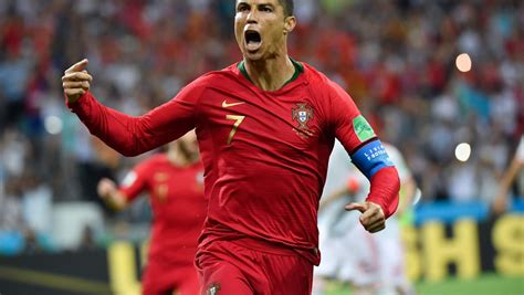 Wm 2018 Cristiano Ronaldo Trifft Und Stellt Rekord Ein Der Spiegel