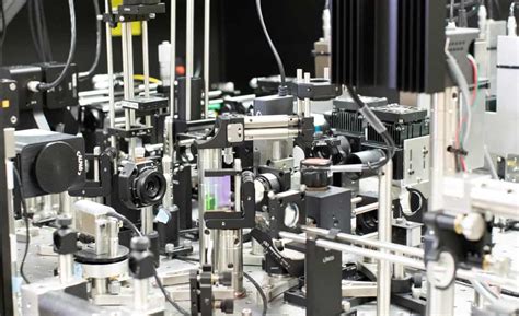 Sub Diffraction Imaging Of The Human Eye Visualizes Photoreceptors With