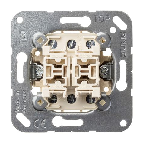 Jung Basic Element Push Contact 539eu