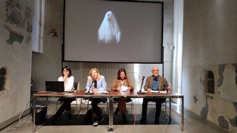 In Mostra Al Santa Maria Della Scala I Dittici Occasionali Tra