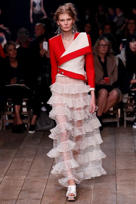 Alexander McQueen 2016春夏高级成衣 谱写 高清图片堆糖美图壁纸兴趣社区