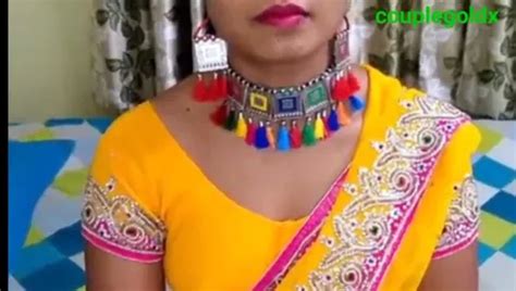 Curvybhabhi In Yellow Saree Bra Big Tits Porn Xhamster
