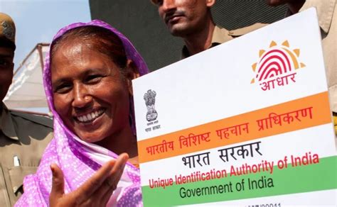 आधार कार्ड खो गया तो घबराने से पहले तुरंत करें ब्लॉक घर बैठे जाने पूरी