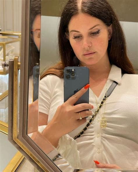 Пин от пользователя Sweet Death на доске Only Lana 🍒💗 Лана дель рей Ретро картинки Ретро