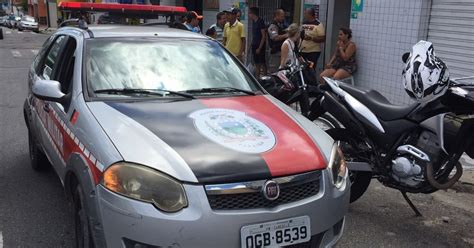 G1 Assaltante Armado Invade Loja E Rouba 30 Celulares Em João Pessoa