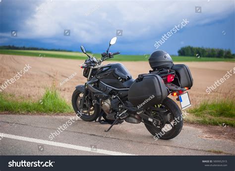 2 228 Naked Motorcycle Images Stock Photos Vectors Shutterstock