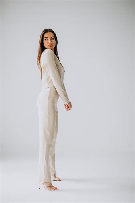 Mastering The Art To Pull An All White Outfit Londonrag Uk