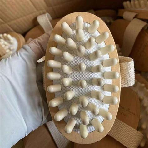 Wooden Bullet Shaped Air Cushion Massager Full Body Massage Machine
