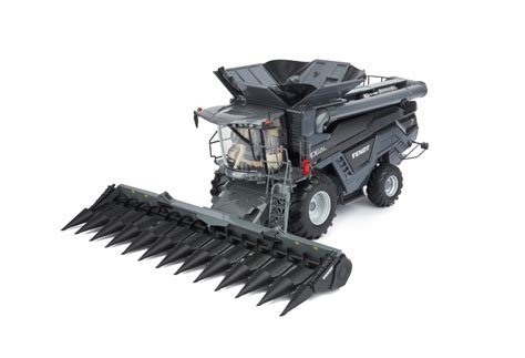Fendt Ideal 7 With Corn Header