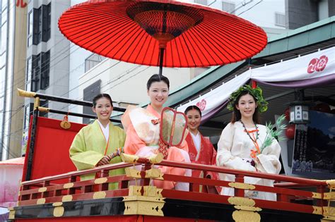 花傘巡行京都織物卸商業組合