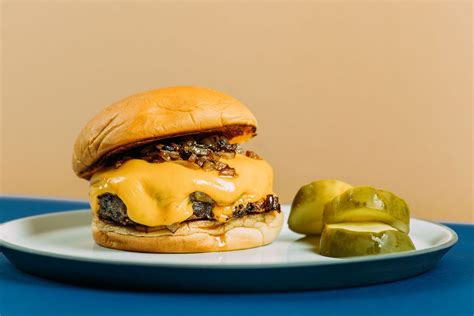 Heres Where To Find The Best Burgers In New York City According To