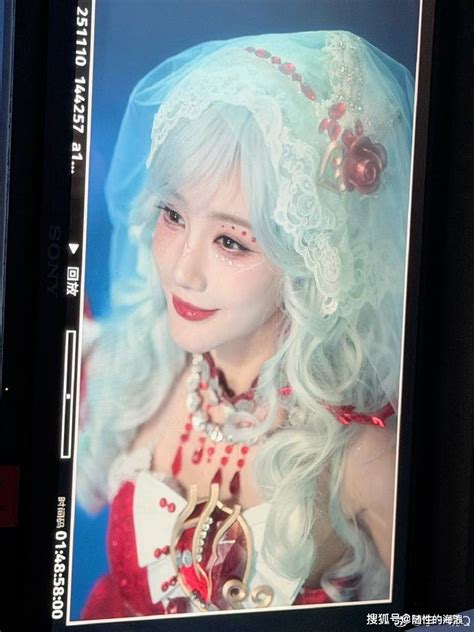 李一桐 Cos 暮色玫影・艾丽娅好绝！媚而不俗，精致感爆棚，这张脸简直是神还原啊！