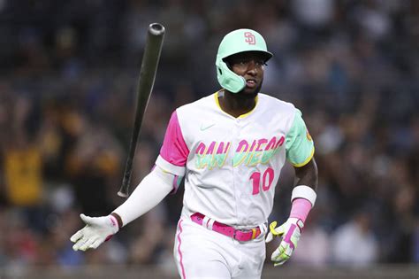 新聞 Spc Mlb》強襲球打中裁判讓教士錯失追平分 普洛法看傻了（影 看板 Baseball 批踢踢實業坊