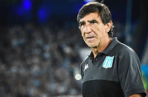 La Formación De Racing Contra Platense Racing De Alma