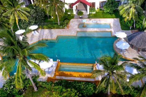 7 Rekomendasi Kolam Renang Eksotis Di Malang Dijamin Fasilitas Lengkap