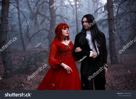 6 508 Couple Gothic 스톡 사진 이미지 및 사진 Shutterstock