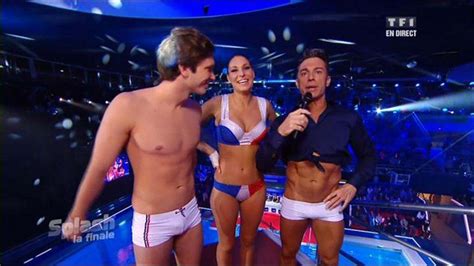 Laury Thilleman Nue Dans Splash