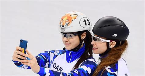 기념촬영 하는 러시아 선수들[포토]