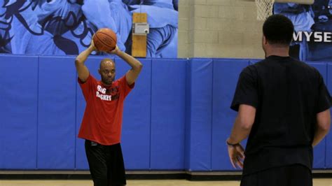 Overhead Pass