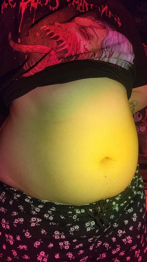 Crazy How Much Fat Im Gaining In This Short Period Of Time 😭😍 R
