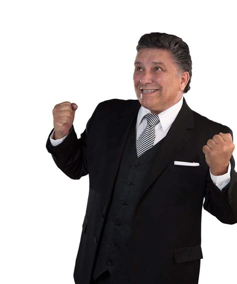 Rogelio Ramos Stand Parados Los Cholos Hasnpx