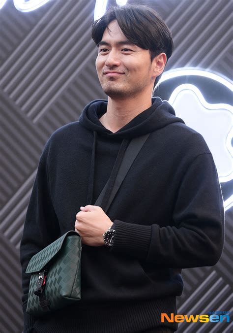 이진욱 후드티만 입어도~[포토엔hd] 네이트 연예