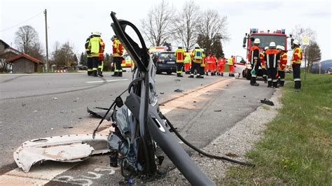 Steingaden Tödlicher Autounfall Zwischen Lechbruck Und Steingaden