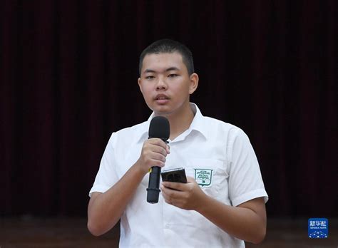 推动爱国教育更上层楼 激励青年奋发报效国家——习近平主席回信在香港引发热烈反响 中国民主建国会湖北省委员会